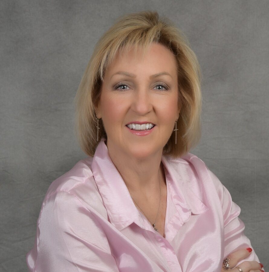 Kimmi Houston - Edmond - Chinowth & Cohen